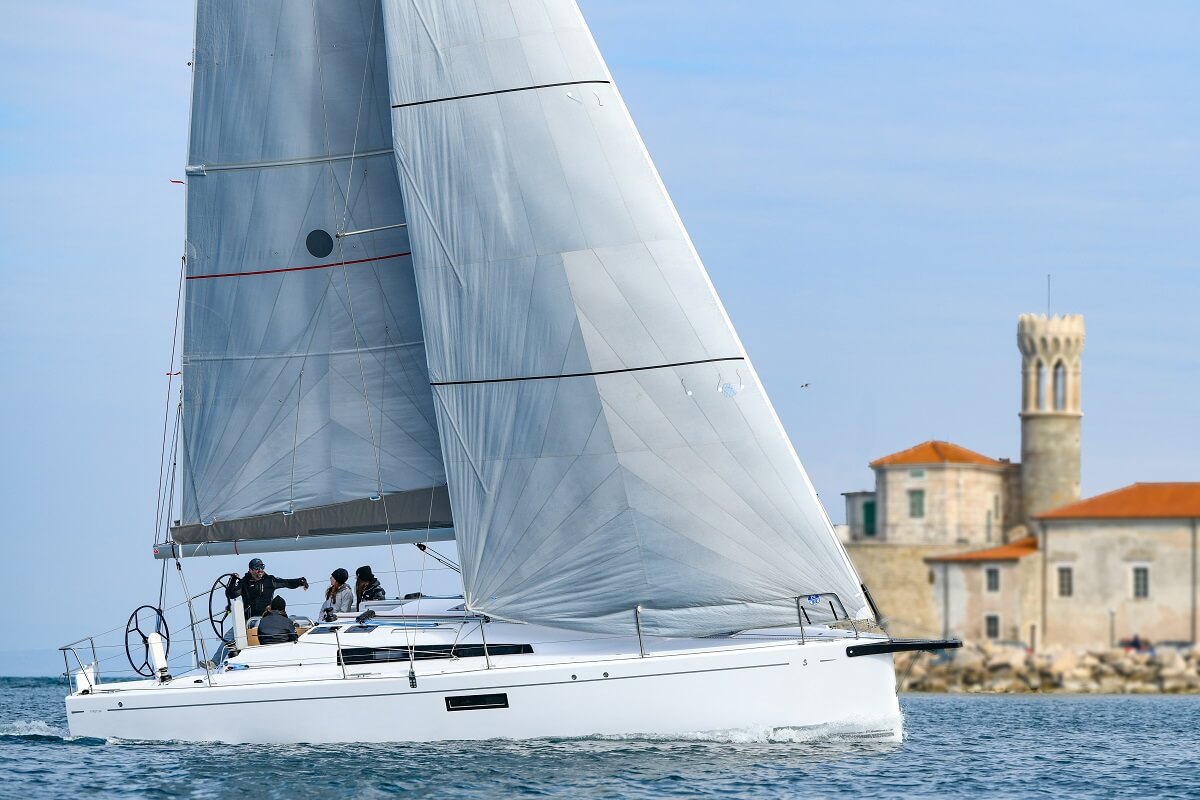 Beneteau to show 16 yachts at Cannes Yachting Festival | Yacht Style
