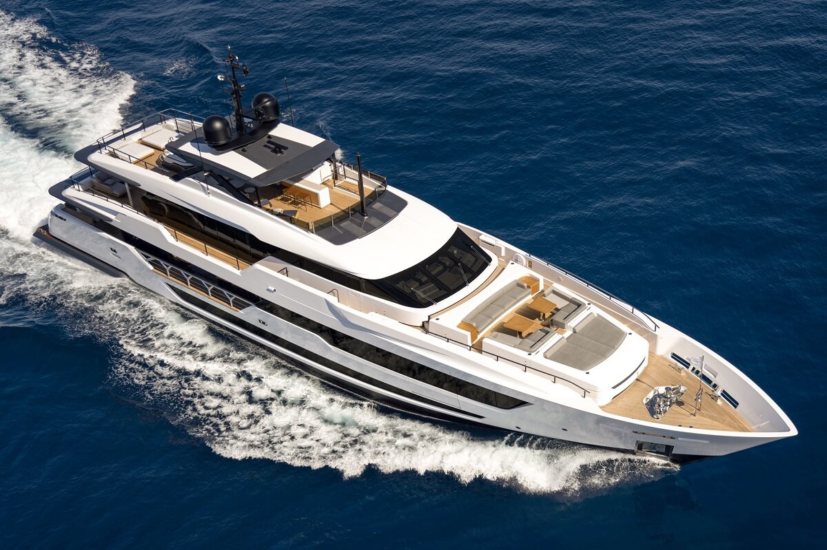 Custom Line’s bright new star coming to Asia | Yacht Style